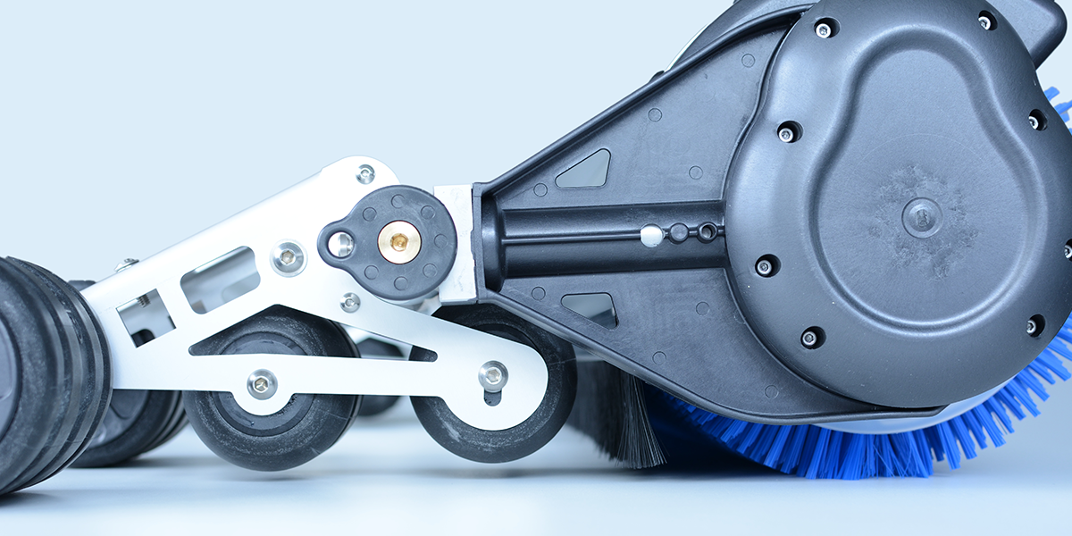 Sola-Tecs W Series Brush | Premier Solar Cleaning Systems